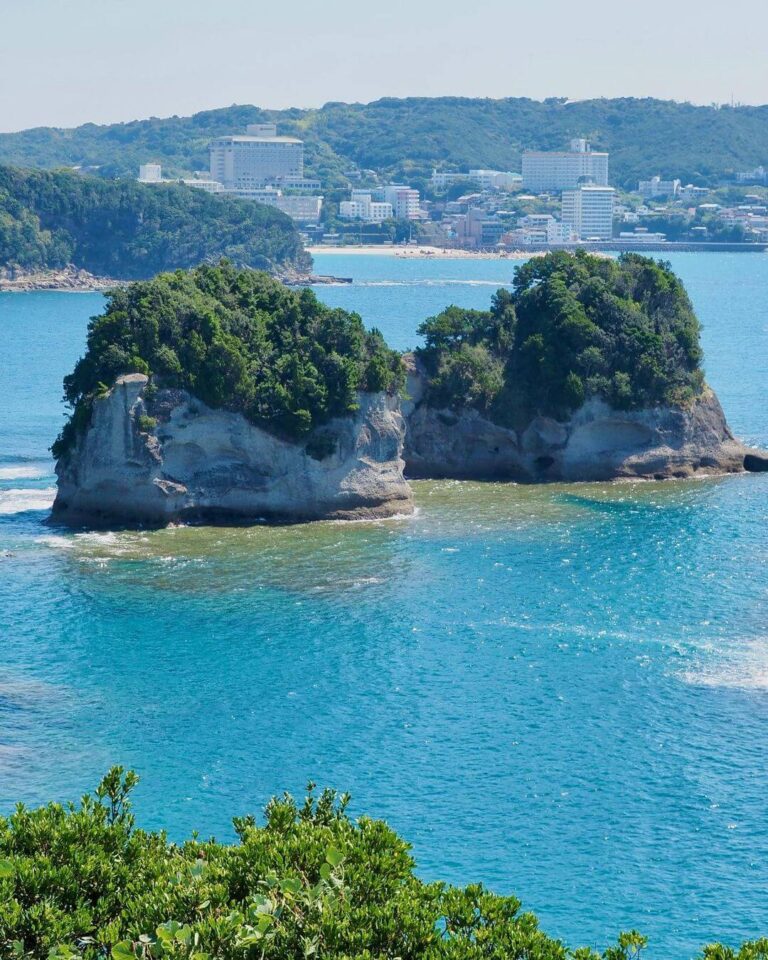 Engetsu Island - Sightseeing Japan