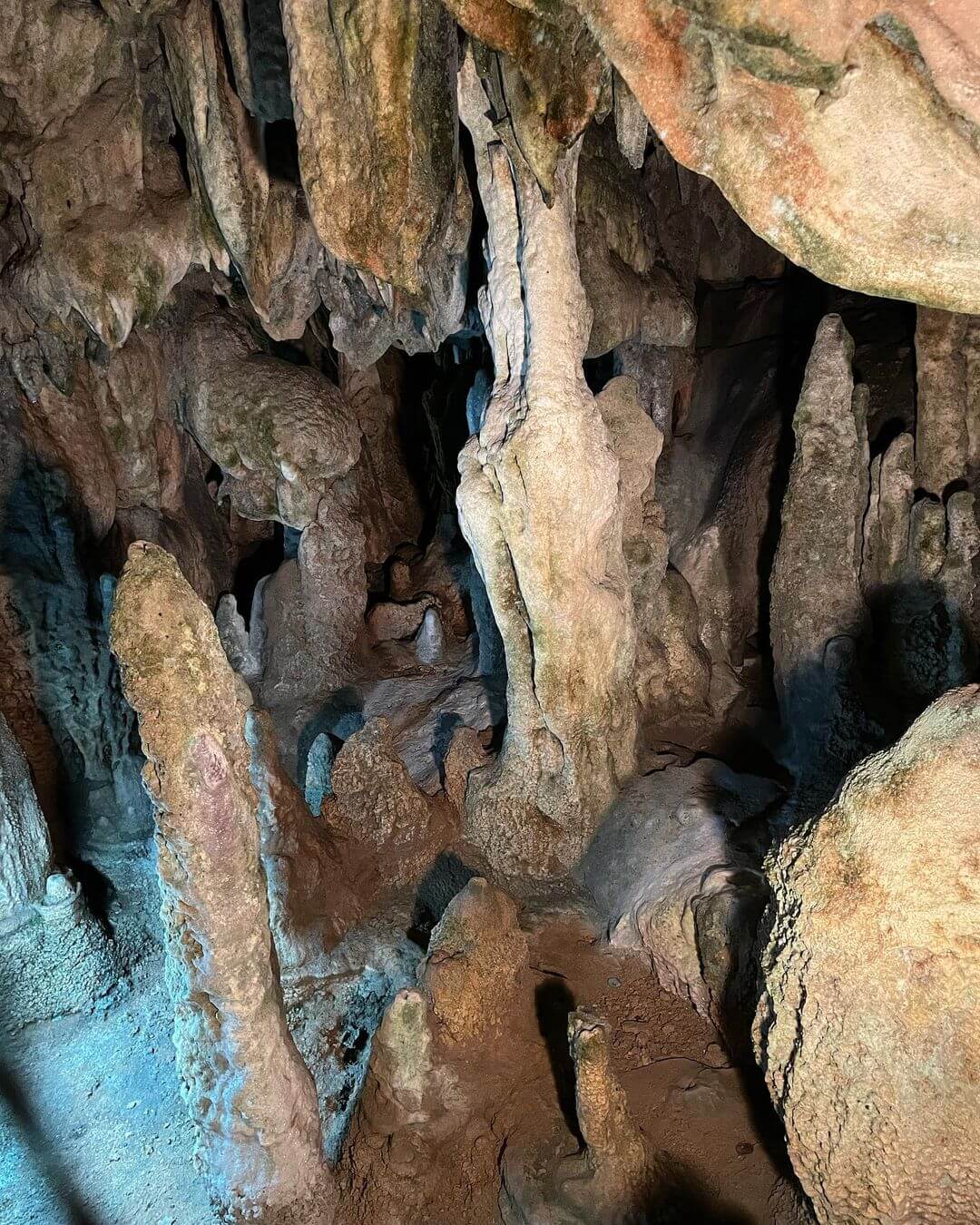 Ryugado Cave - Sightseeing Japan