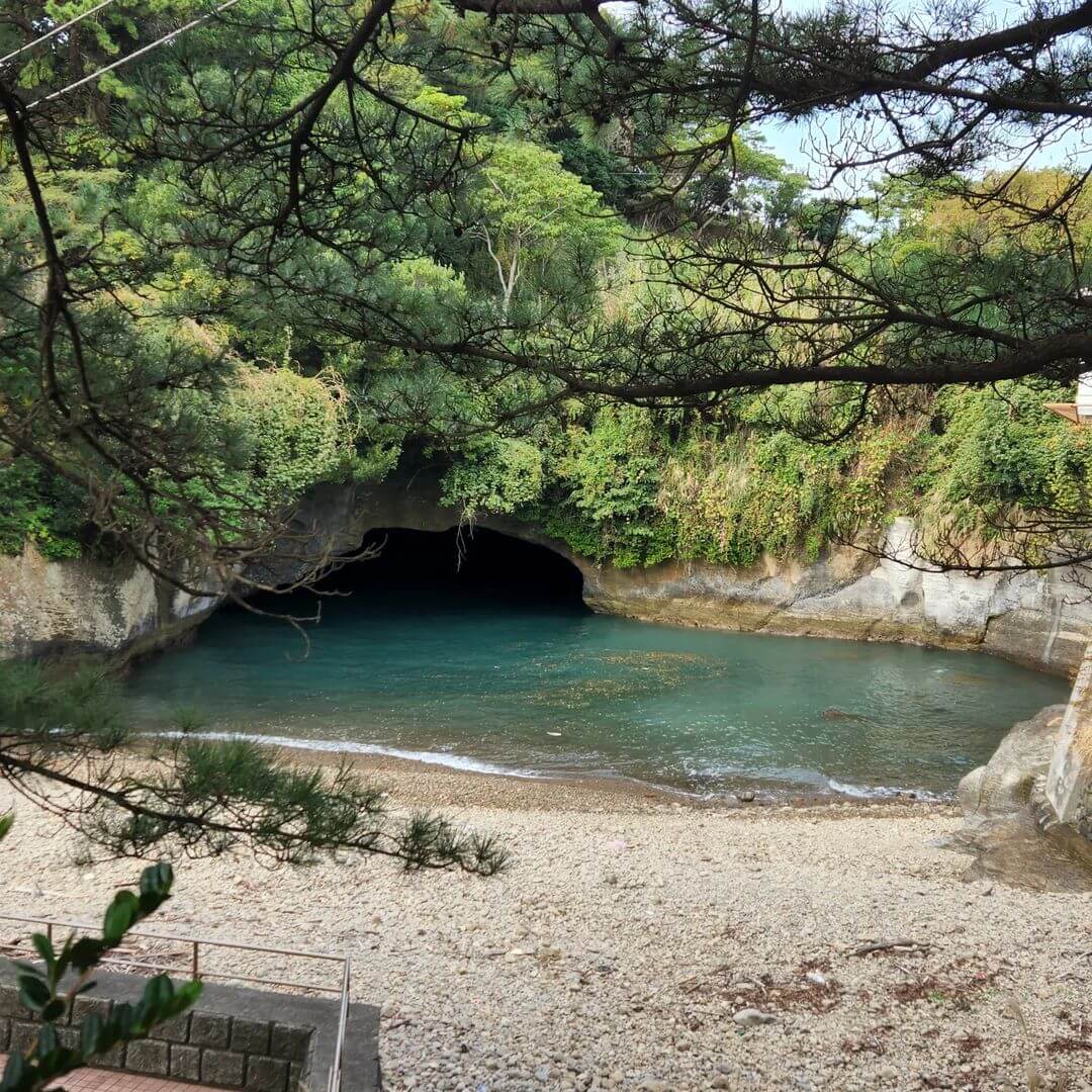 Dougashima Tenso-do - Sightseeing Japan